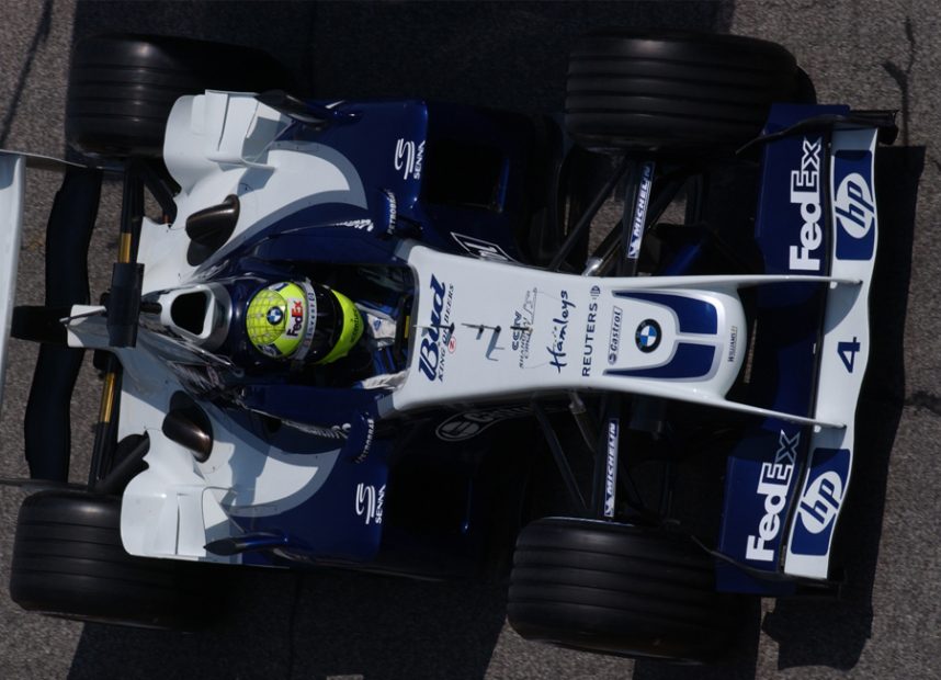 A história do Williams FW26, o carro de bico inusitado da F1 em 2004